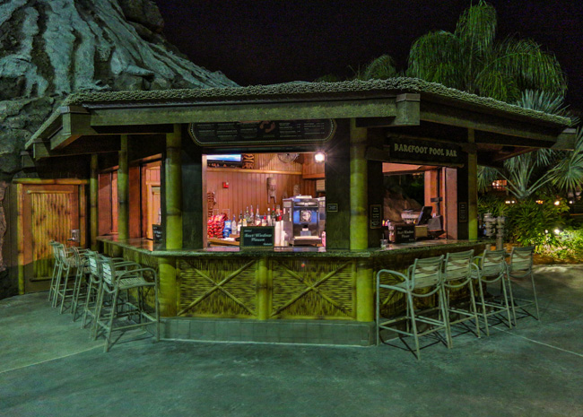 Barefoot Pool Bar - The Disney Cocktailor